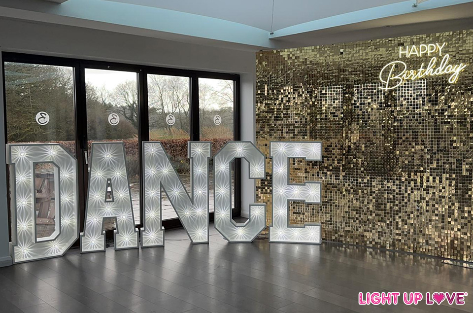 Light Up Letters Hire Hertfordshire - Light Up Love